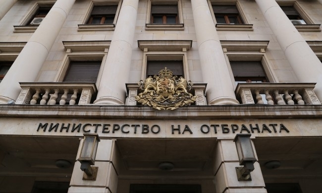 Военните пускат орган да дебне за дезинформация във всички медии