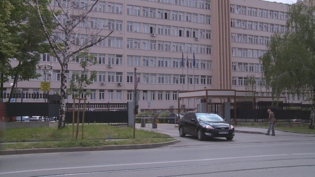 ДАНС отне допуска до класифицирана информация на зам шефа на бюрото за