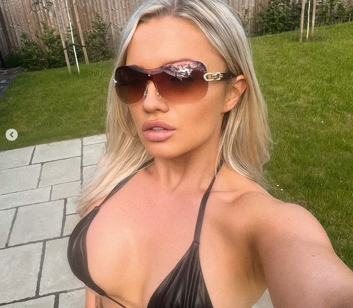 Една от най сексапилните боксьорки в света не спира да провокира снимки