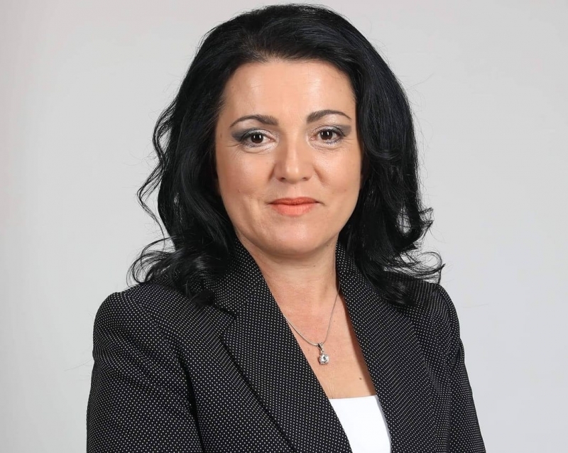 Поздравителен адрес от Десислава Тодорова по случай Великден