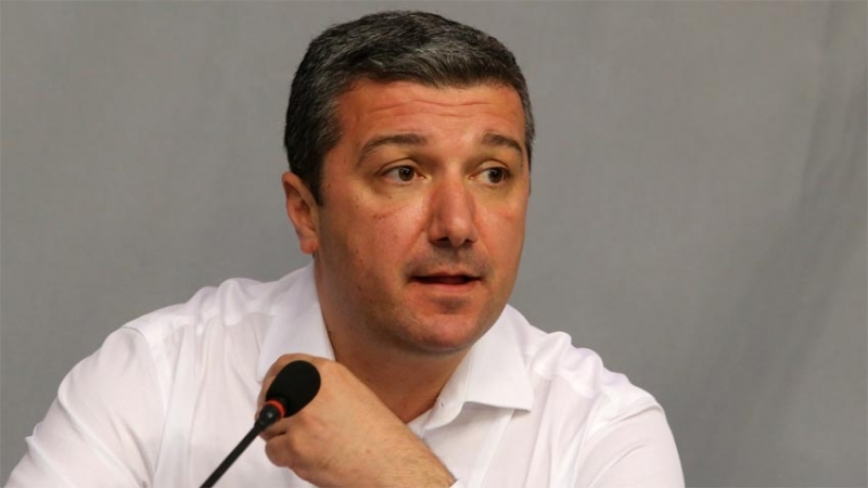 БСП Това е правителството на източването