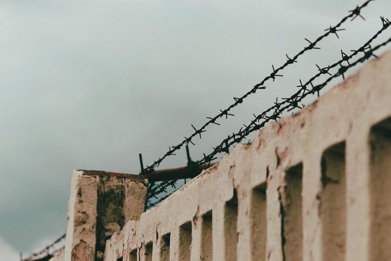 Експлозии пред най големия затвор в Мианма взеха поне 8 жертви 18 души са ранени