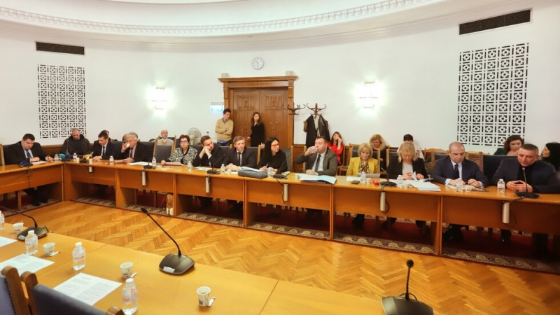 Отнеха председателството на „Възраждане в Комисията за контрол над службите