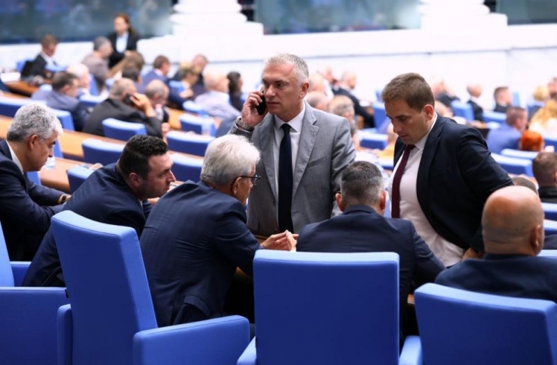 Депутатите решиха Няма да се създават нови парламентарни групи в 50 ото НС