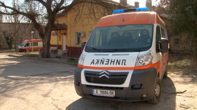 Седем са офертите по обществената поръчка за 400 нови линейки