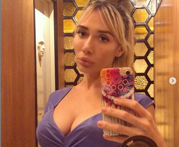 Ирина не може да си намери работа, била твърде хубава /снимки/