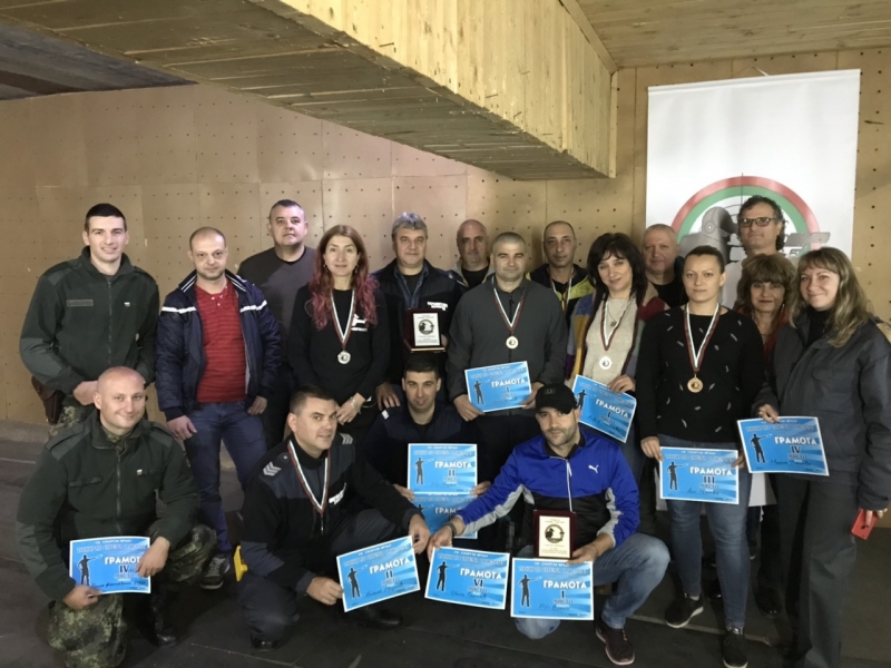 СК "Спартак-Враца" отбеляза празника на полицията с турнир по стрелба ...