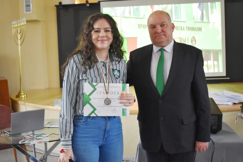 Ученици от ППМГ „Акад Иван Ценов“ Враца обраха медалите на математически турнир между 4 града