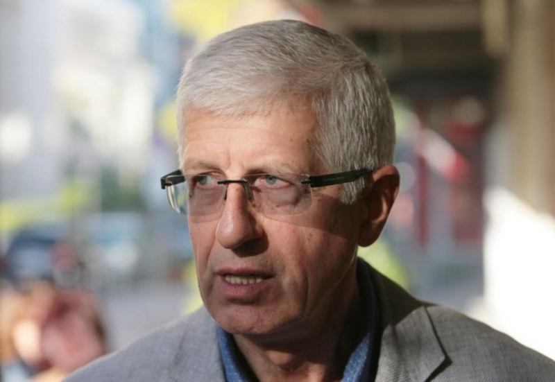 Румен Овчаров Ясно е кой стои зад сделката за ЧЕЗ