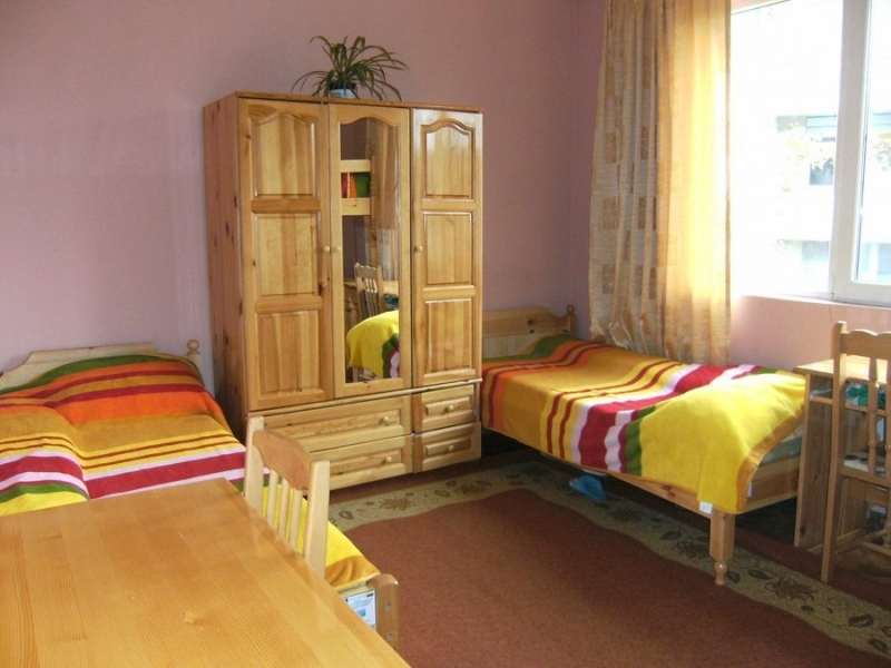 Ремонтират Центъра за настаняване от семеен тип за хора с увреждания във Вършец