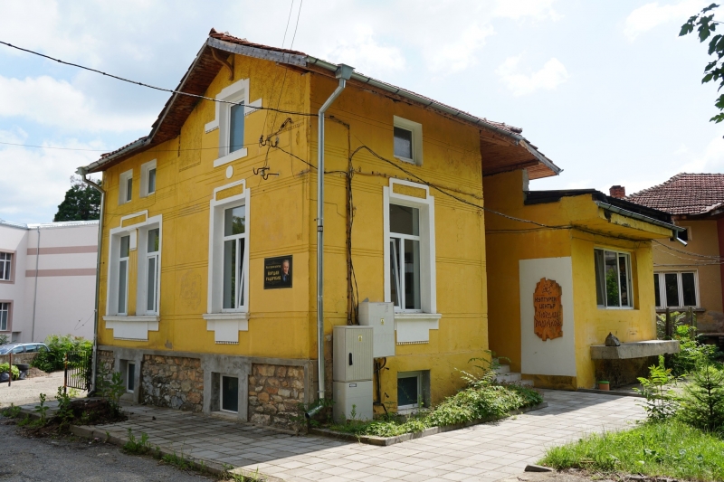 Обявиха ученически конкурс за есе на тема Берковица моя съдба