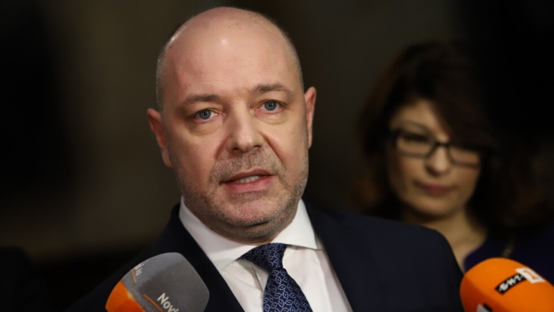 Парламентът отхвърли кабинета на Габровски