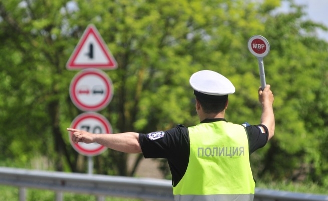 Хванаха неправоспособен шофьор във Врачанско