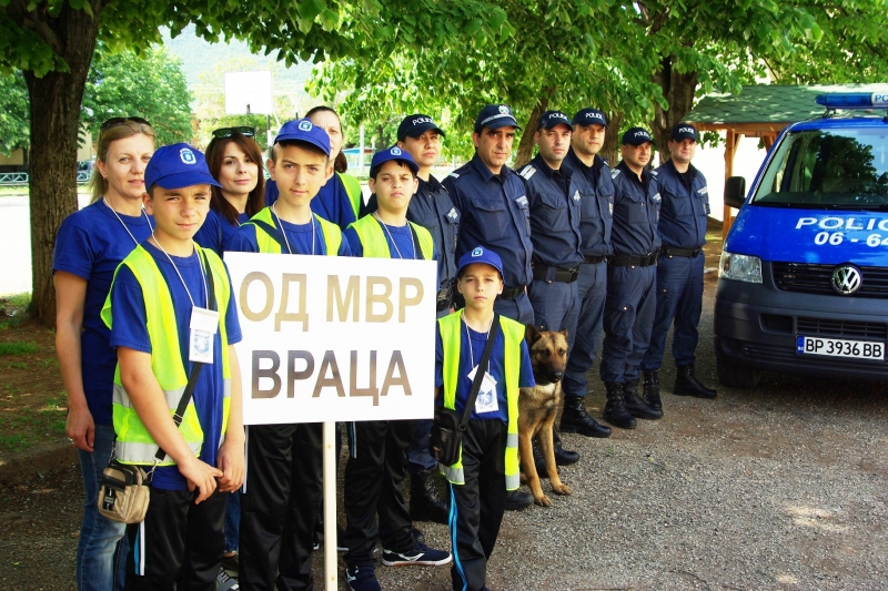 Възпитаници на Детско полицейско управление във Враца заминаха за