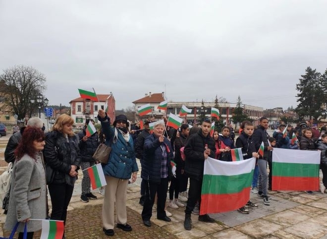 В Борован отбелязаха празника с хоро и литературно музикална програма снимки