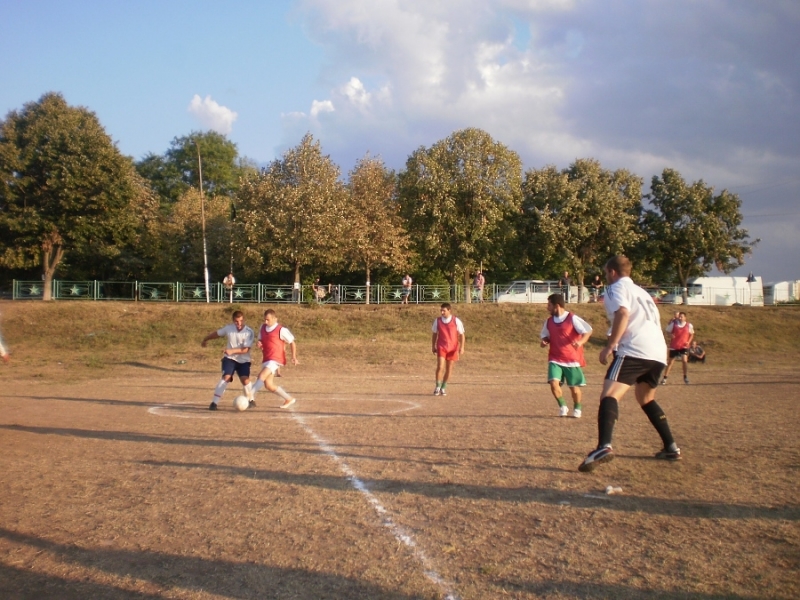 Турнир по футбол на млаки врати ще се проведе в Криводол