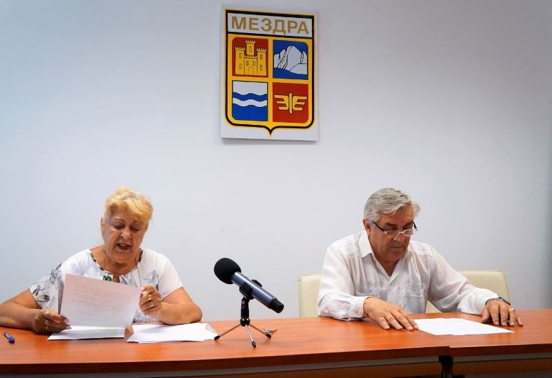 Проведоха учредително събрание на „Местна инициативна група Мездра 2023” снимки