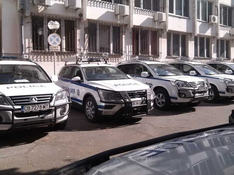 Полицията и жандармерията в Монтана получиха нови автомобили снимки