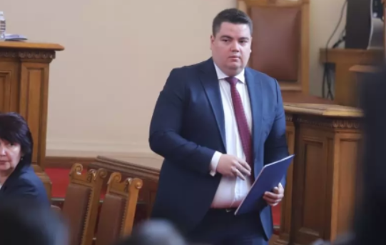 ПП - ДБ с готов проект за промени в Конституцията, обсъждат го с ...