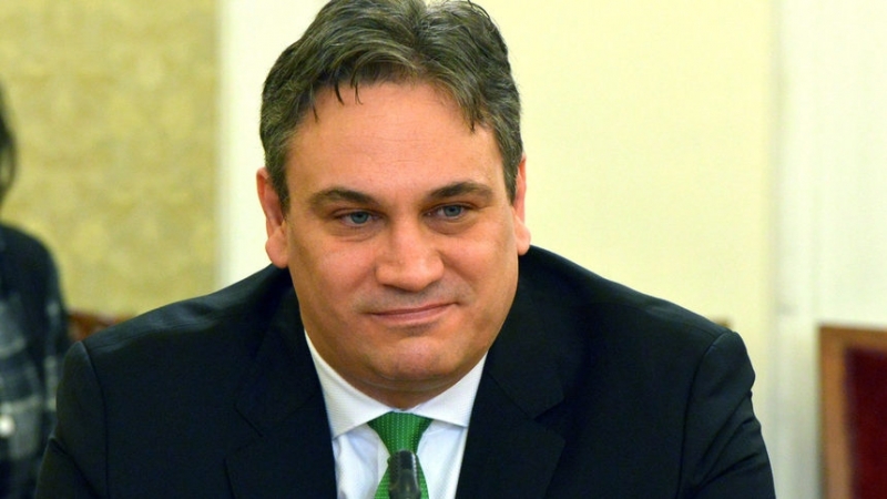 Прокуратурата подгони шефа на КОНПИ заради терасата той излиза в отпуск