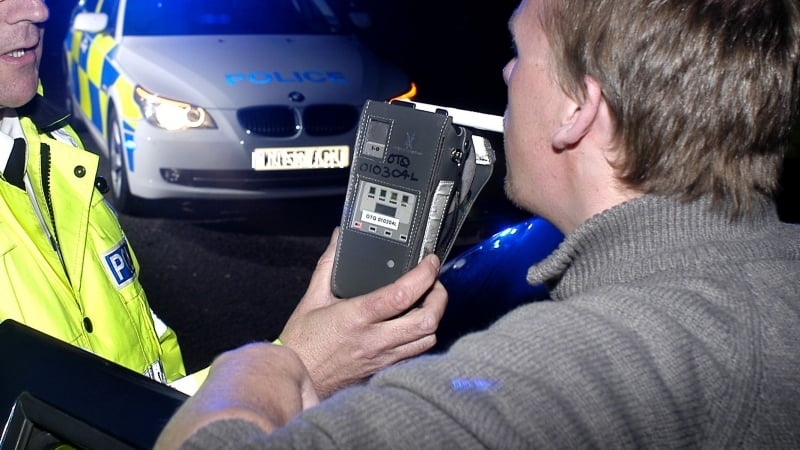 В деня след Коледа Полицаи спряха за проверка шофьор с близо 3 промила алкохол край Бяла Слатина