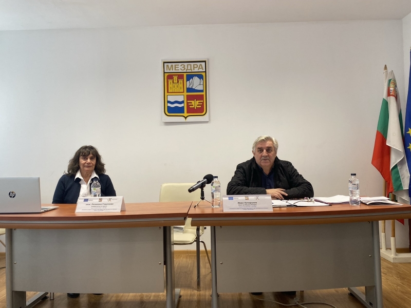 Община Мездра изпълни проекта за енергийно обновление на 2 многофамилни жилищни сгради за 1 5