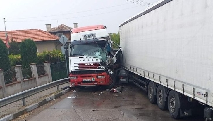На градус Шофьор подкара ТИР с 3 74 промила във Видинско натресе колега