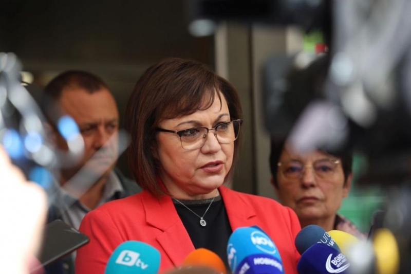 Корнелия Нинова ГЕРБ ДПС и Радев наредиха пъзела а ПП и ДБ са в ролята на излъганите камилчета