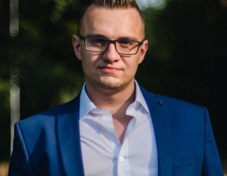 Компютърът на Кристиян е ударил и банки и застрахователи