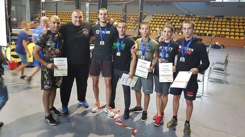 5 от 5 за "Бойни спортове Монтана" от държавното първенство по ММА