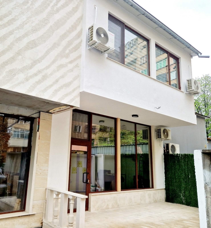 Ново във Враца Столични специалисти в естетичната хирургия идват в център за медицински