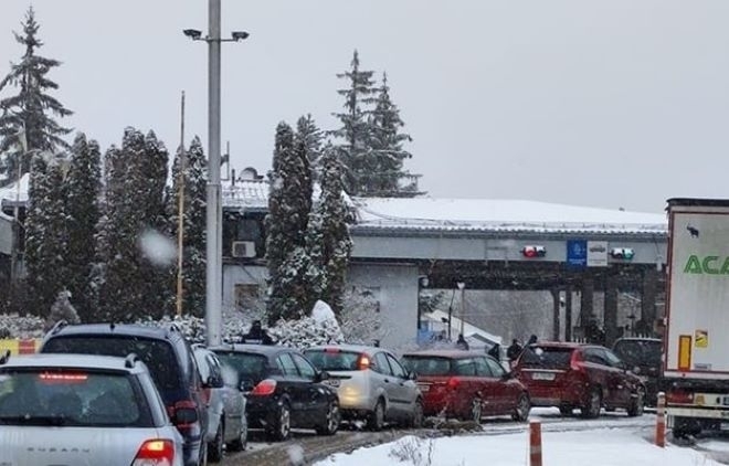 Задържаните на ГКПП Деве баир българи се прибраха през нощта у нас