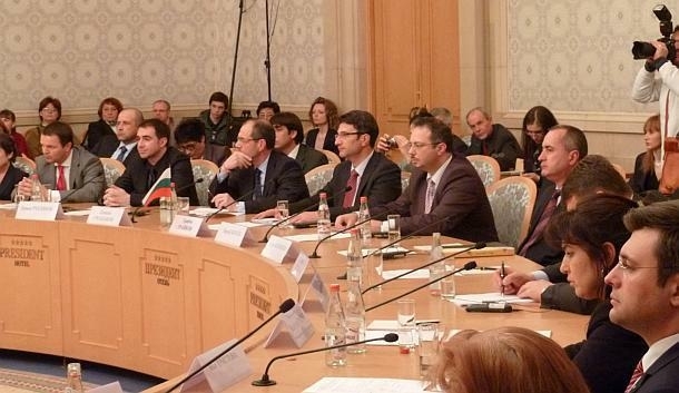 Комисията по енергетика Удължават се компенсациите за бизнеса заради