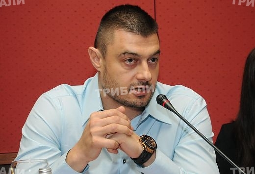 Бареков към bTV: Принизихте професията до нивото на платената любов